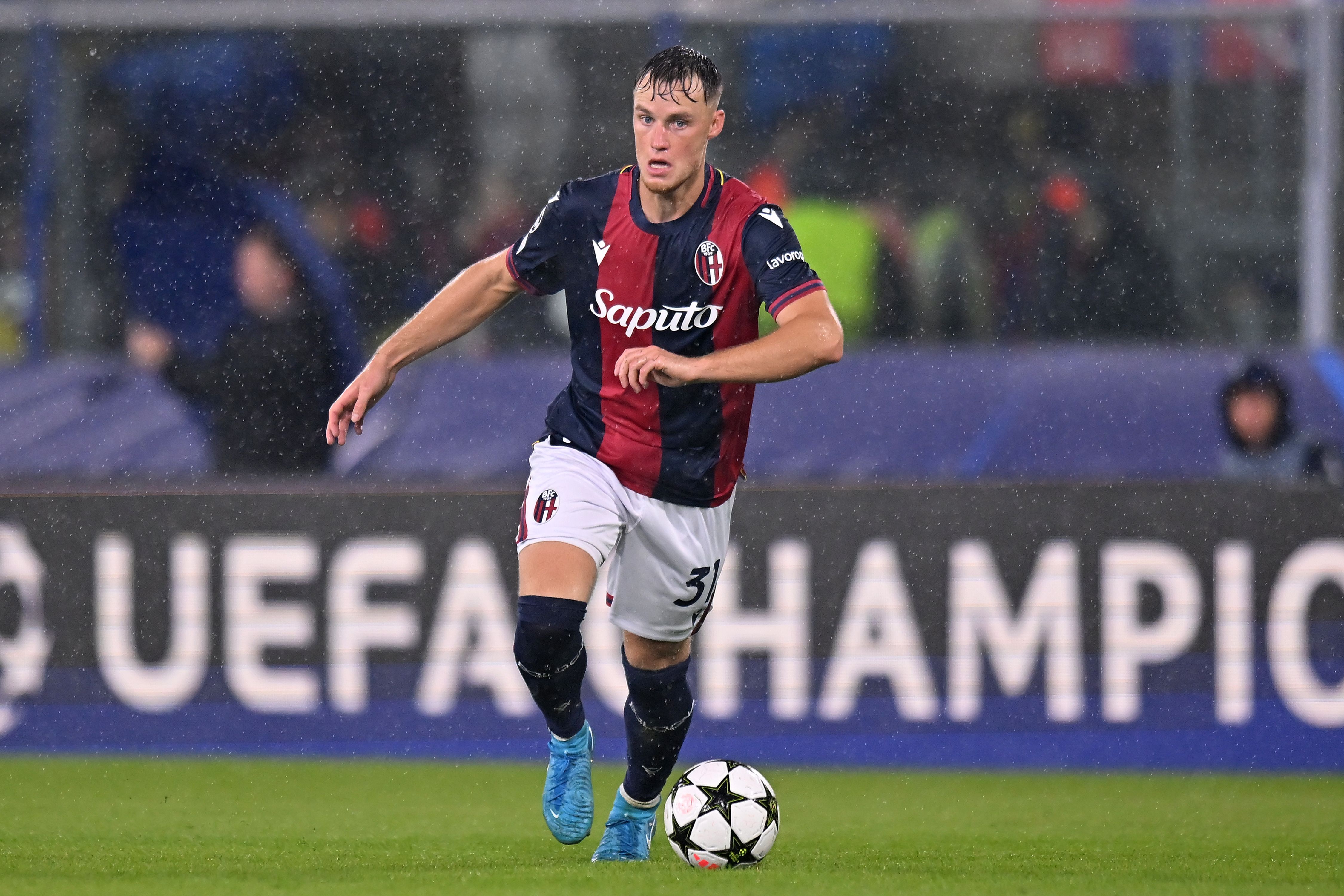 Napoli set to seal move for Bologna central defender Sam Beukema - Get ...