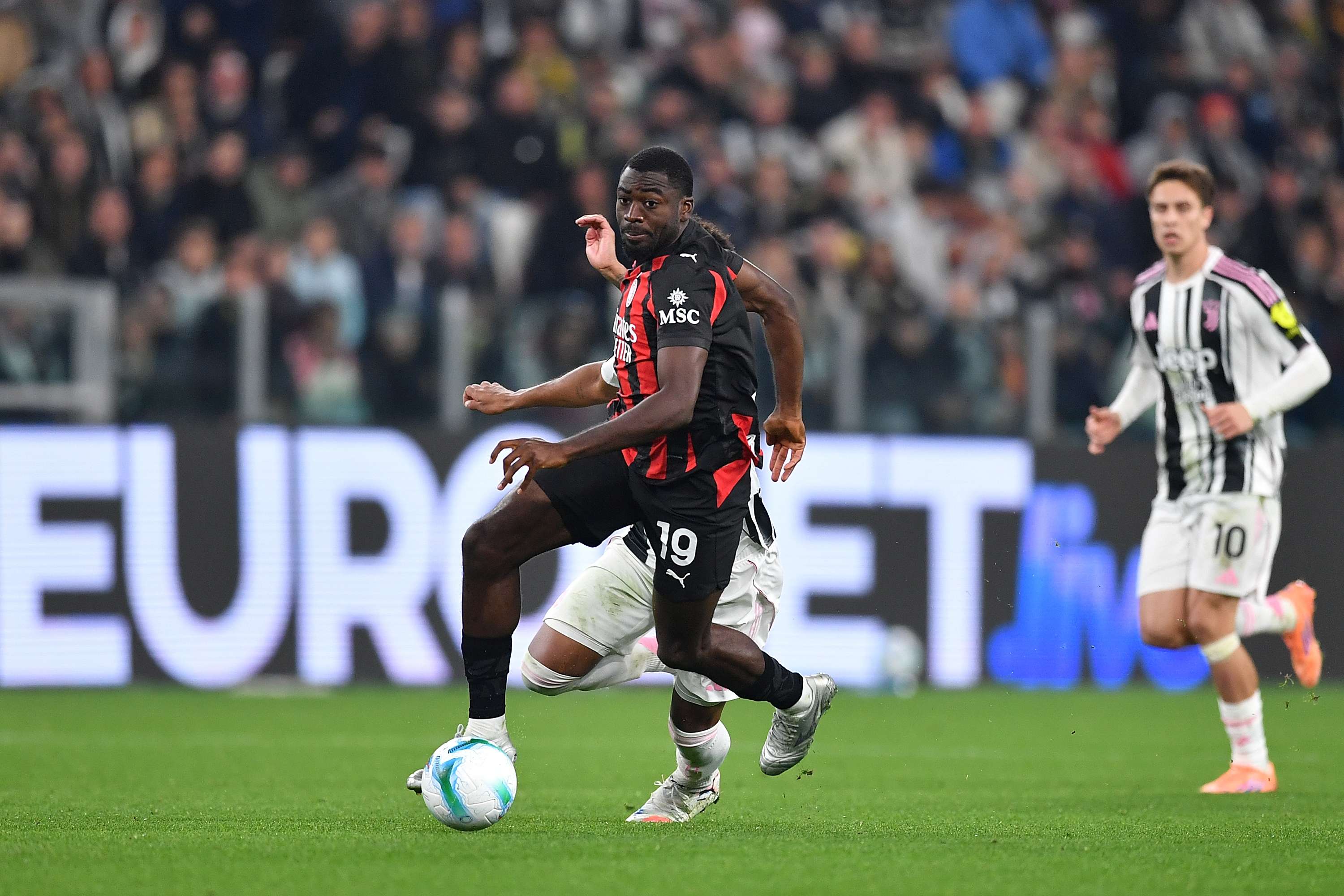 AC Milan's Youssouf Fofana backs Rossoneri Scudetto aspirations - Get ...